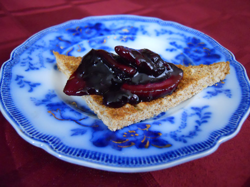 What to do with concord grapes: Conserve and Grape Pie – The Plate is ...